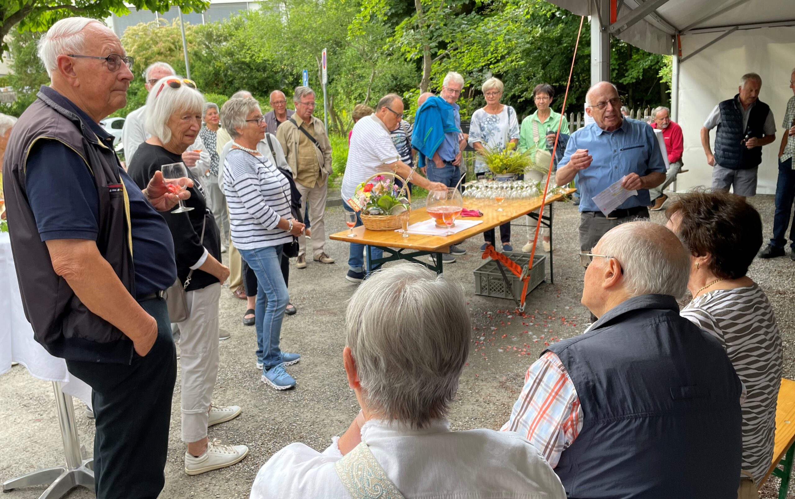 Sommer und Gemeinschaft gefeiert - Tüüfner Poscht